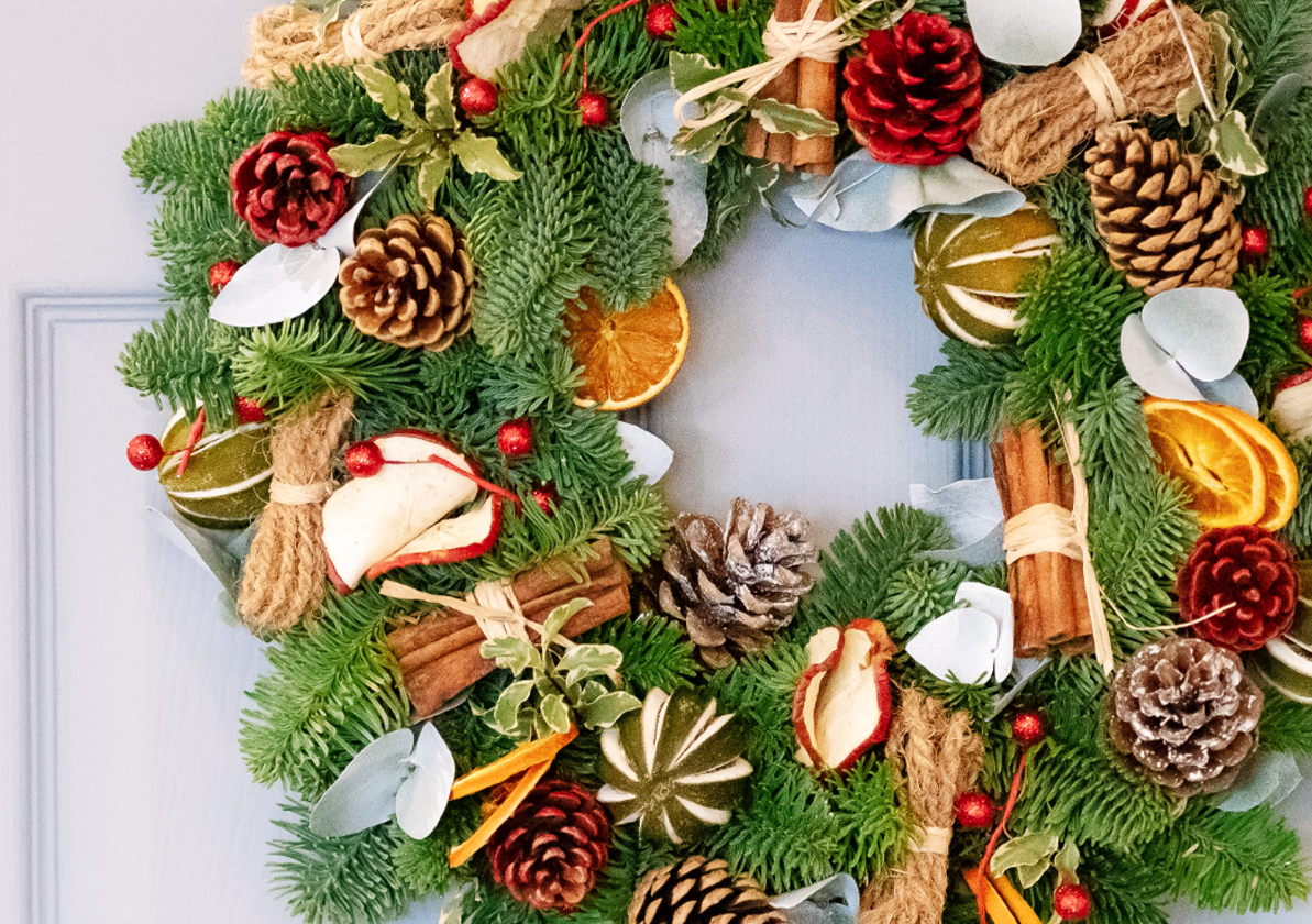 Wreath Designs: Enchanting Holiday Decor! - Amy Wax